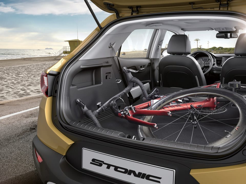 Kia Stonic | SUV | 起亞香港